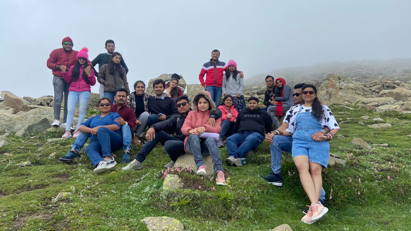 Day 4 & 5 At Kashmir | The Gondola Ride In Gulmarg - Shraddha Rane